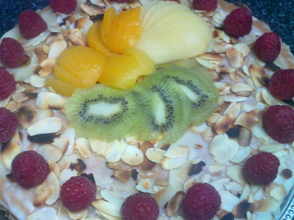 Gâteau tutti frutti - Recettes de Desserts - Plus de 1000 recettes sur ...